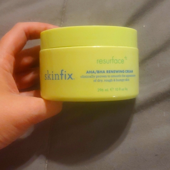 Skinfix | Bath & Body | Skinfix Renewing Cream | Poshmark